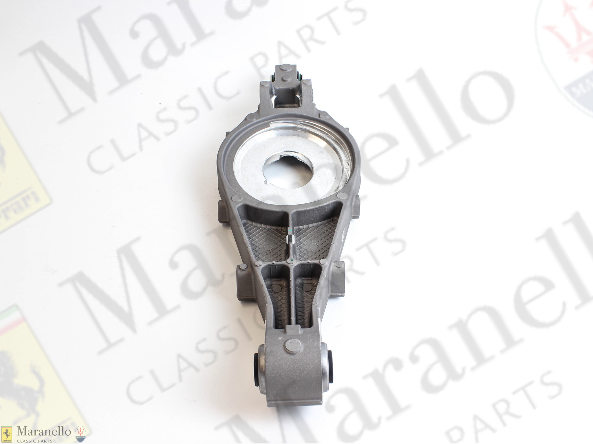 Maserati part 670106334 - RH Rear Suspension Lever M161 | Maranello ...